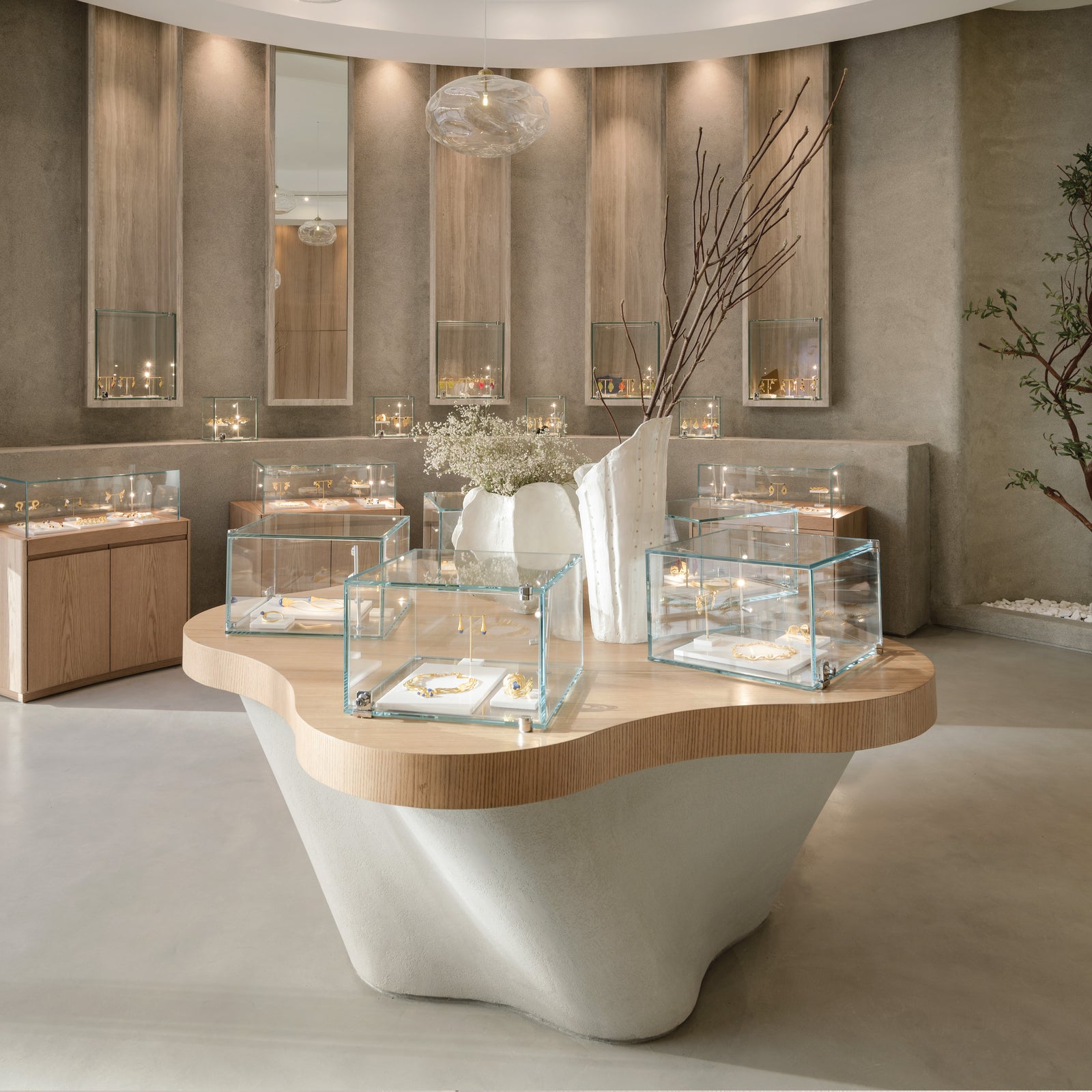 Find a Boutique – JUDE BENHALIM